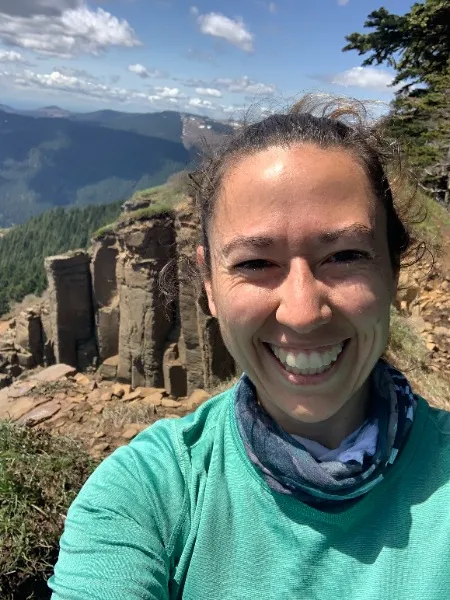 Throne | Sara Walks A Lot | My Wishlist