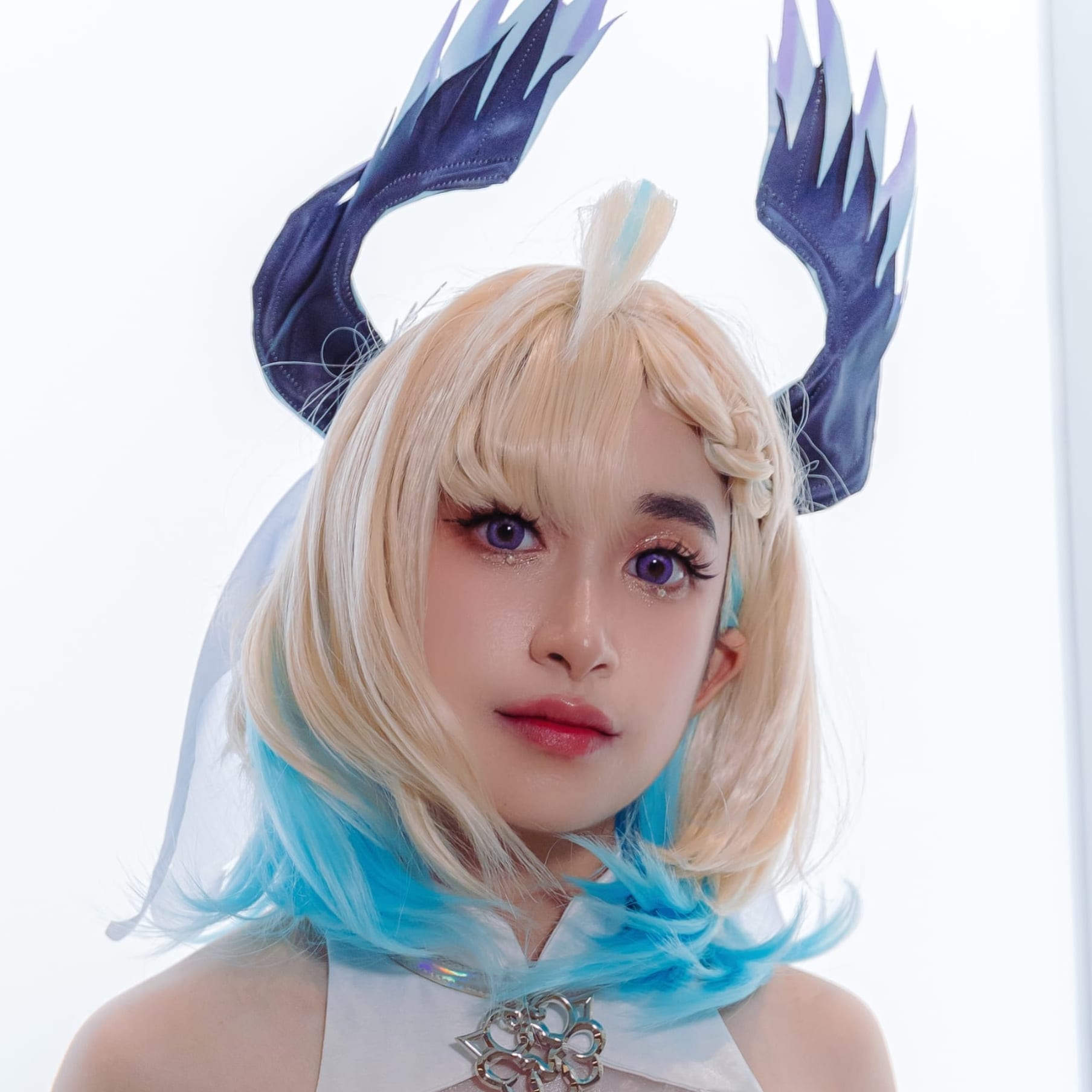 Throne | Aeris | My Wishlist