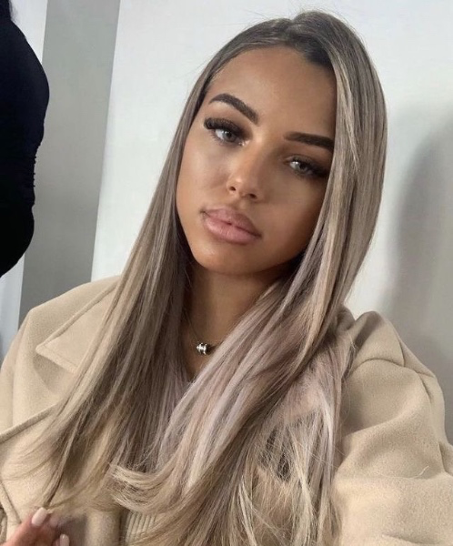 Throne | Mia | My Wishlist