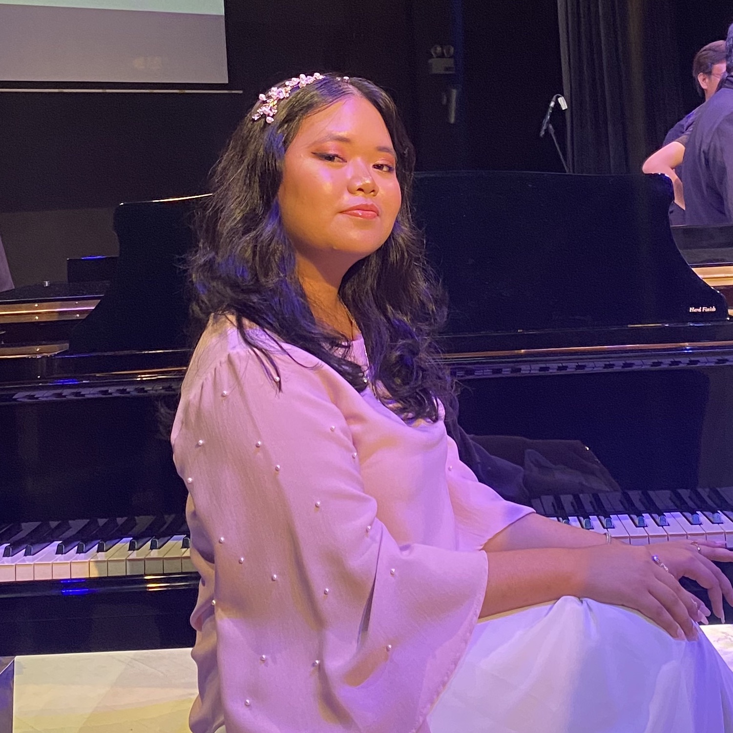 Rosie - Wishlist | Throne