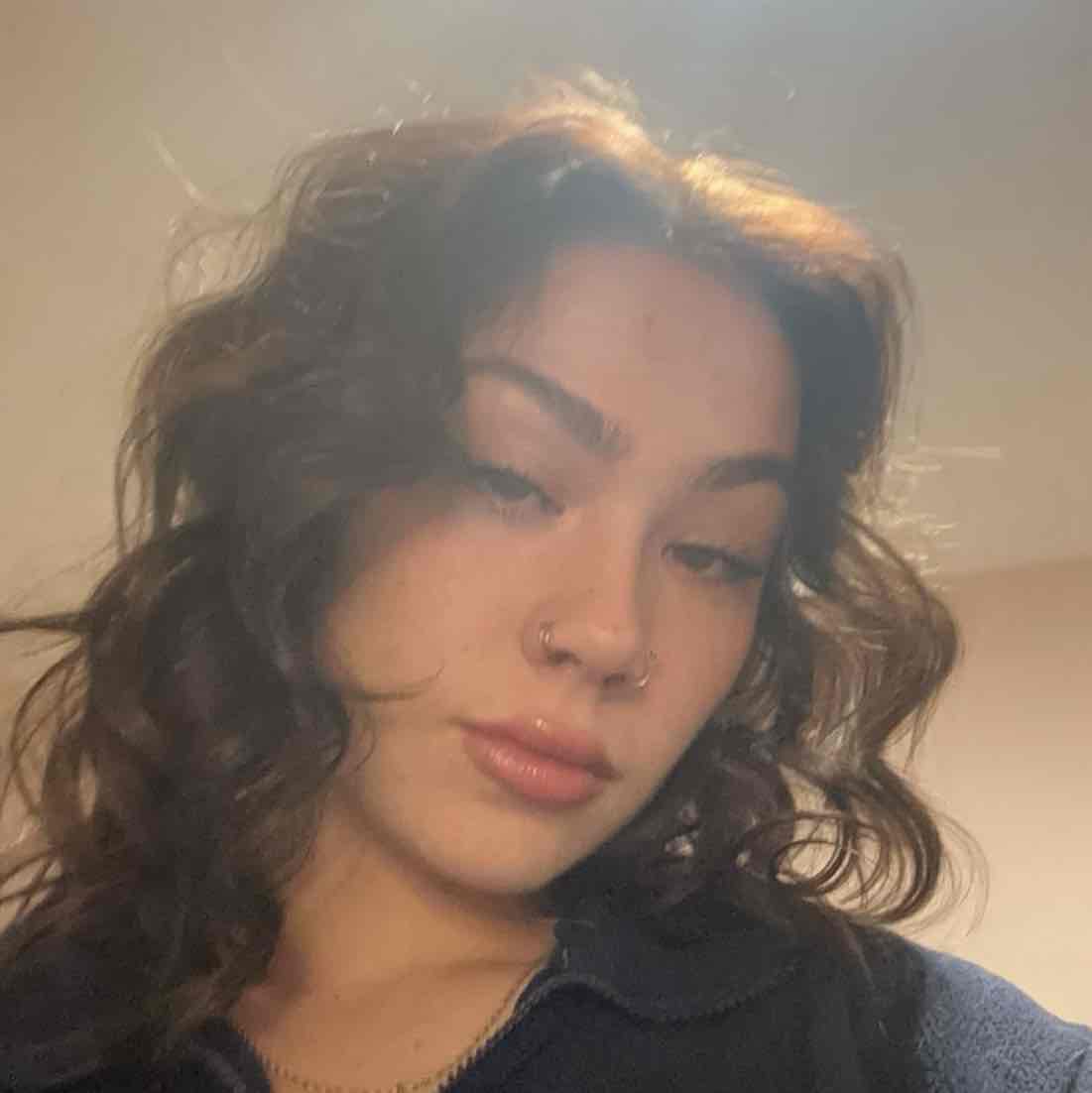 Throne | Marissa | My Wishlist