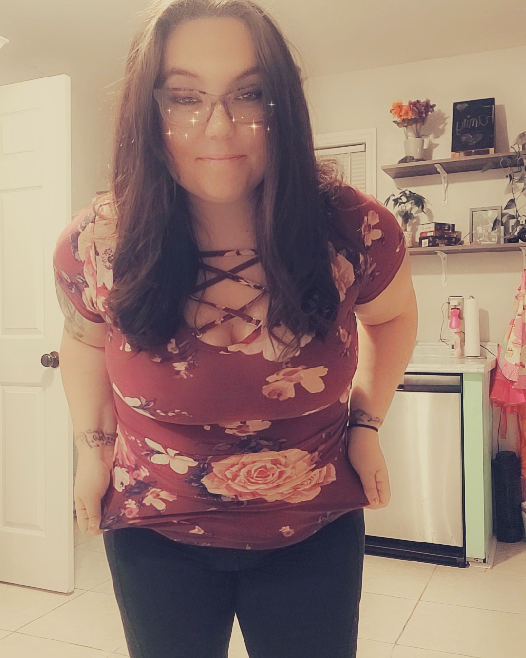 Throne | Rose Day | My Wishlist