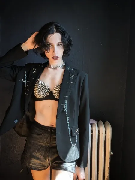 Throne | Goddess Flora | Gifters