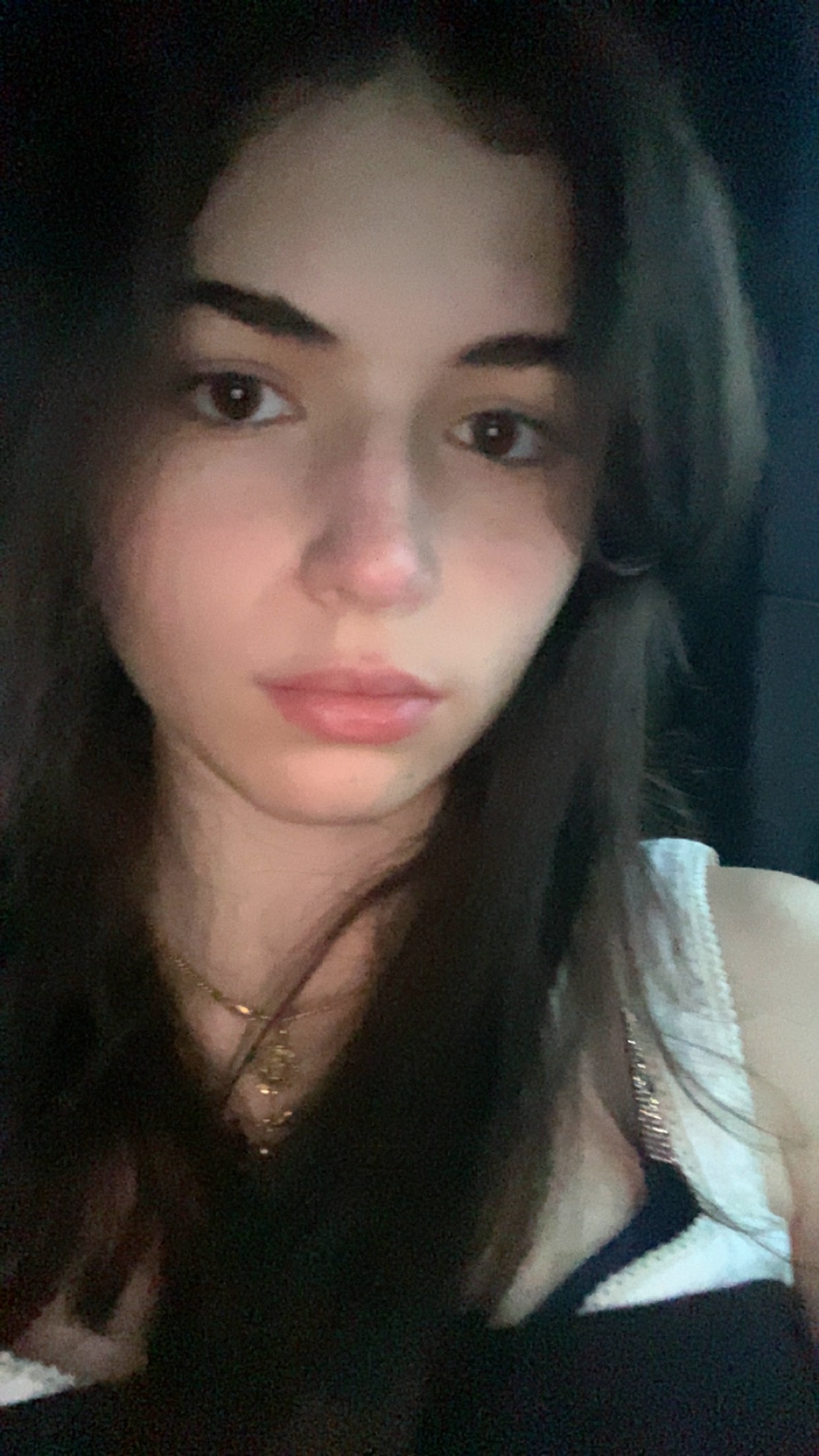 Throne | Olivia | My Wishlist