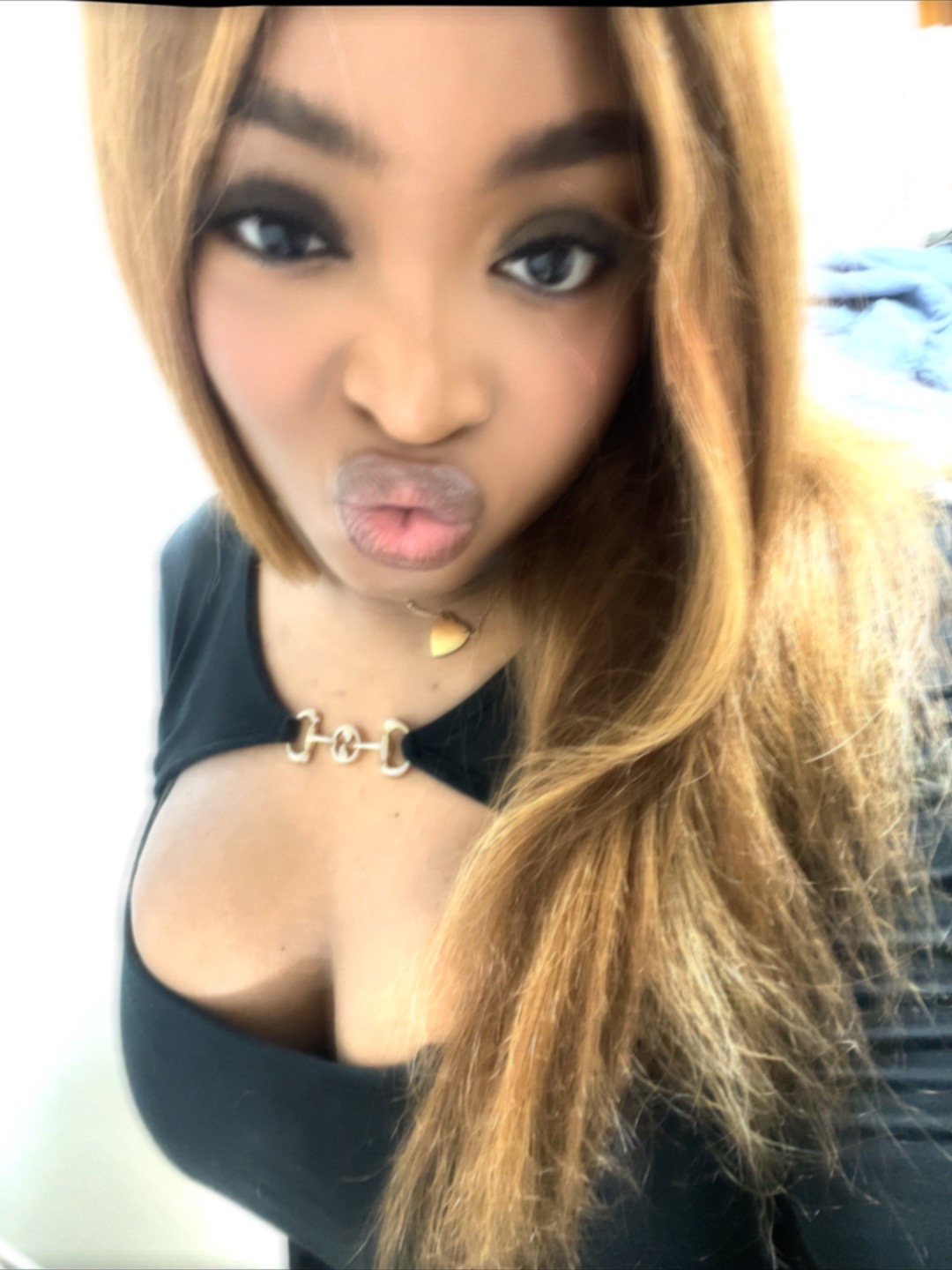 Throne | Princess Coco | My Wishlist