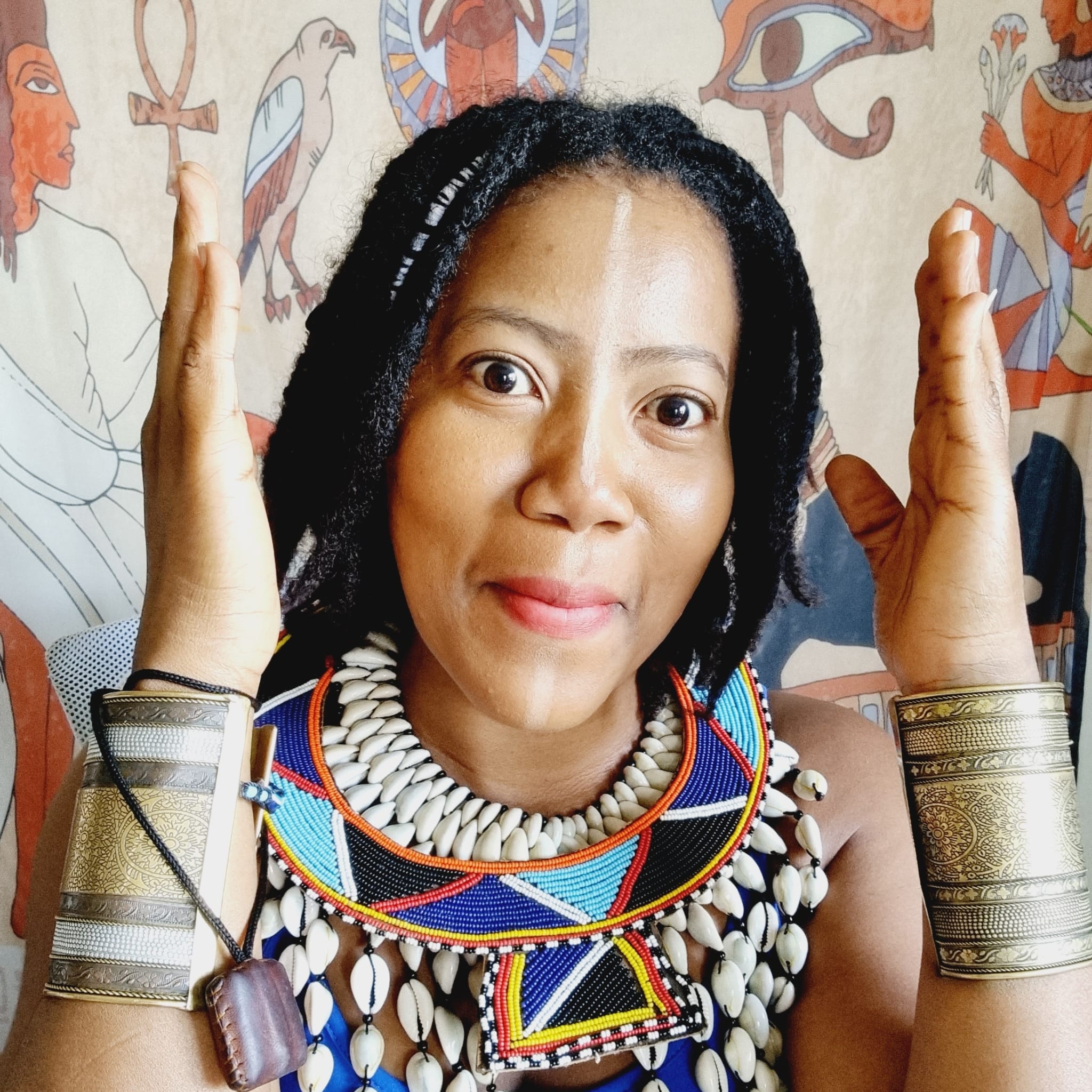 Throne | Kuruma Lab | My Wishlist