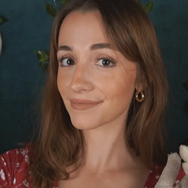 Throne | Sarah Lavender | Gifters