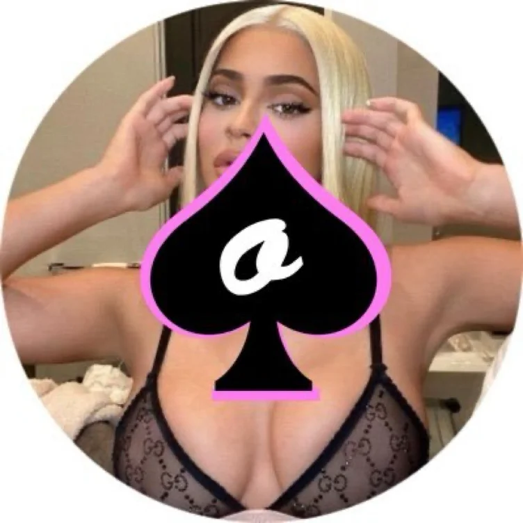 Throne | Olivia 💕♠️ | My Wishlist