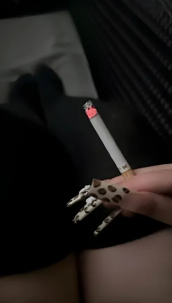 Throne | Angie | My Wishlist