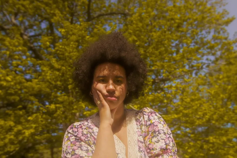 Throne | Emily Bampton | My Wishlist