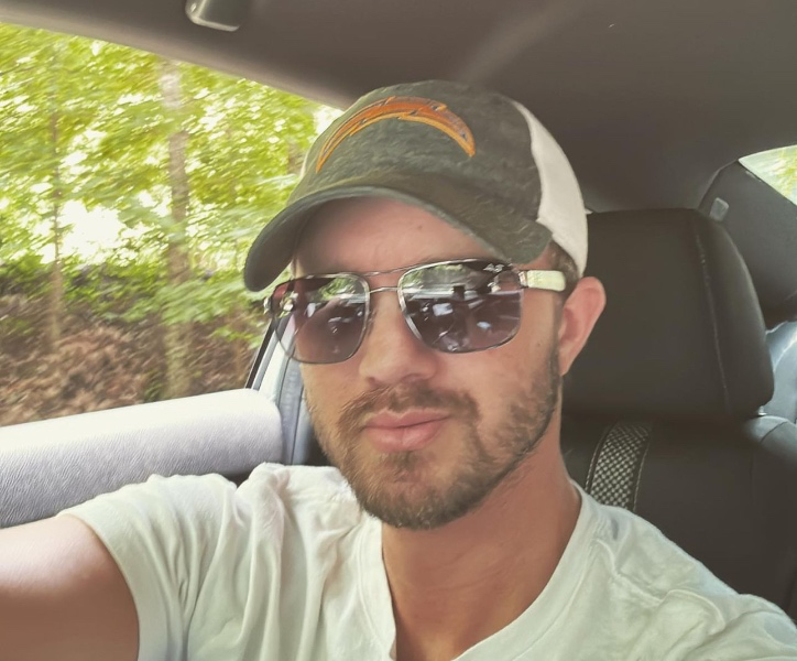 Throne | Ryan yelton | My Wishlist