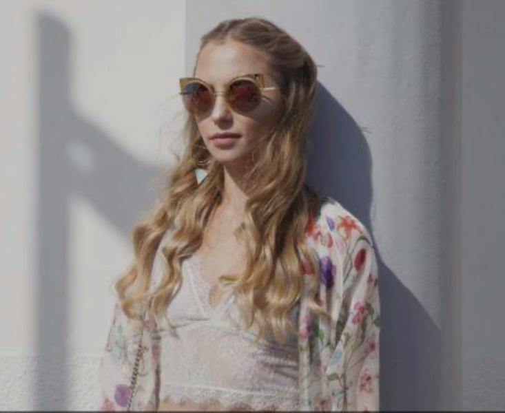 Throne | Nicole Anderson | My Wishlist