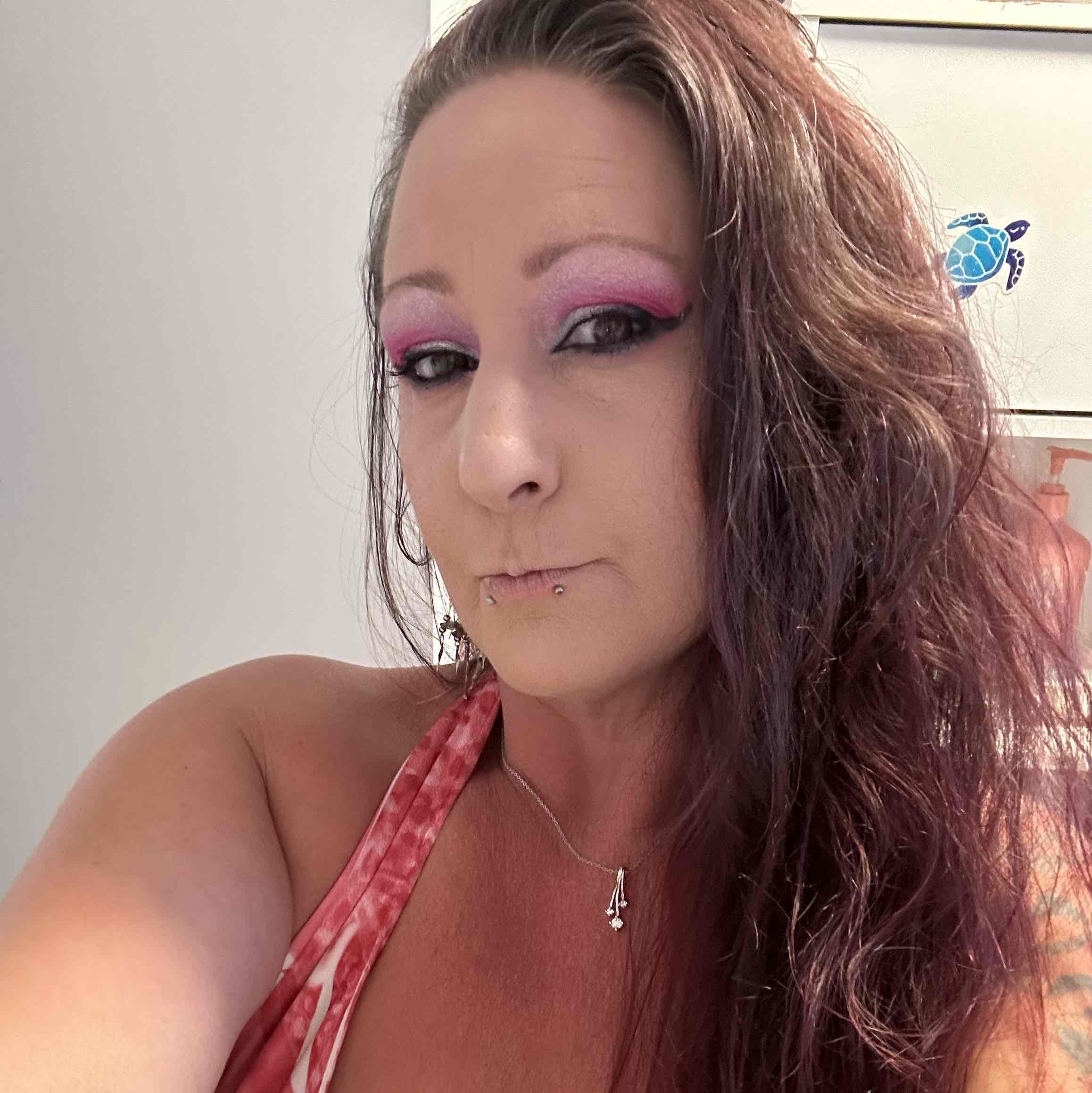 Throne | Goddesssweetart | Gifters