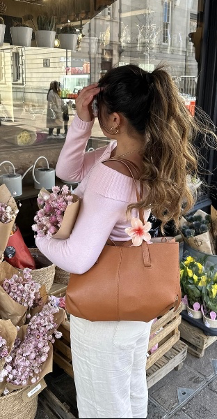 Throne | The Wishlist for Creators | Throne Gifts