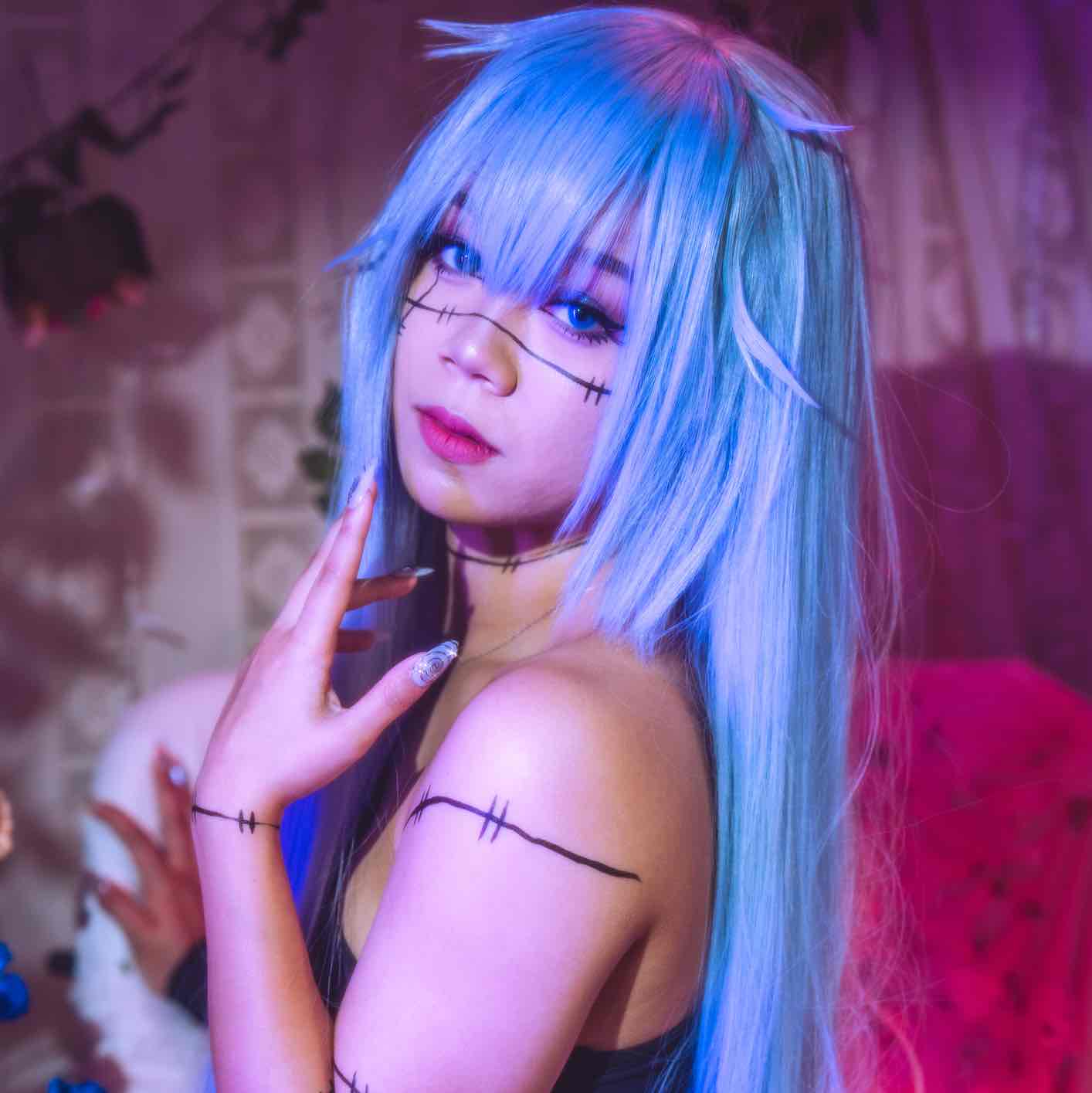 Throne | Chyuku | Gifters