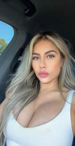 Throne | Euni | My Wishlist