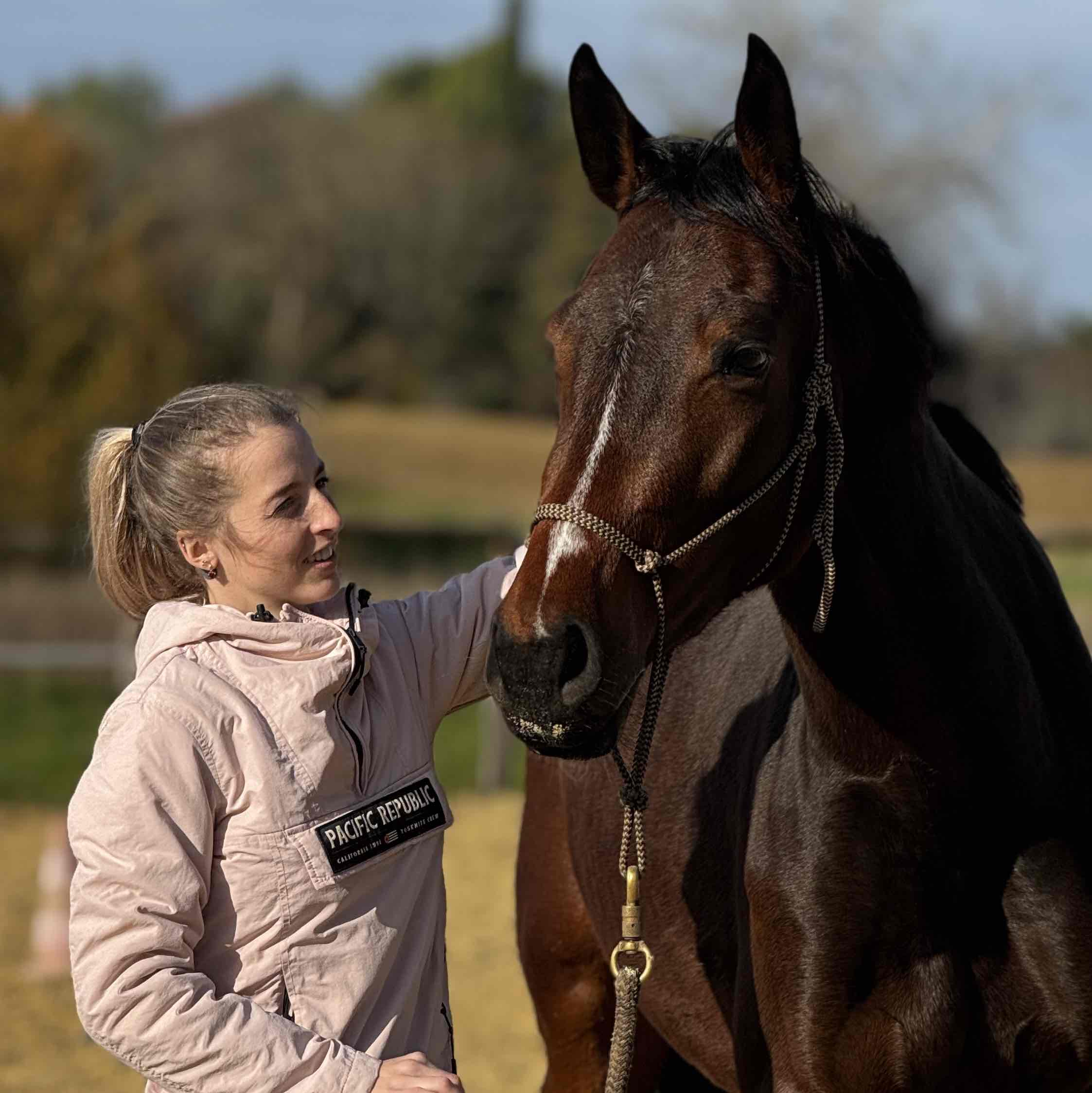 Throne | Luna | My Wishlist