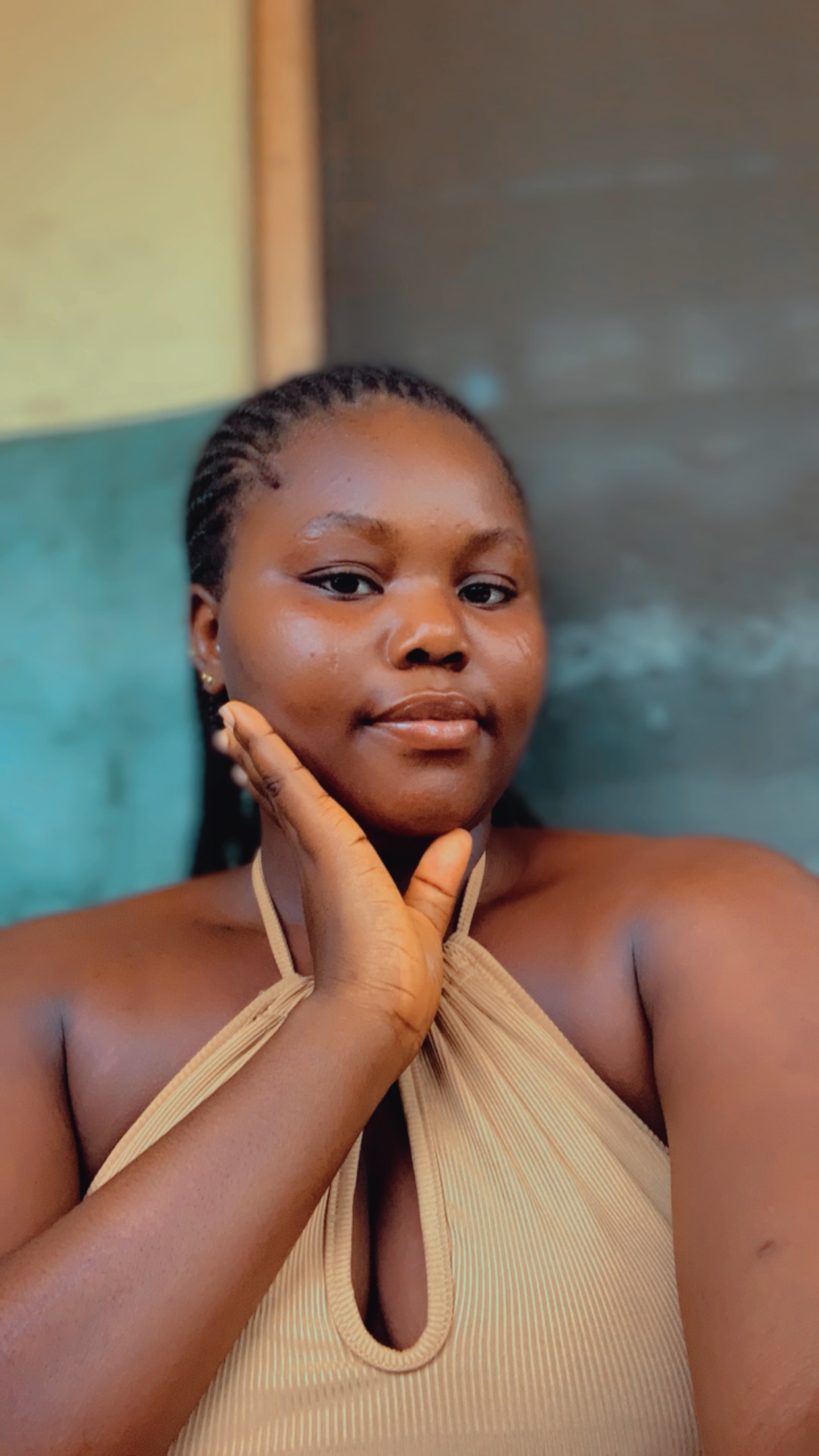 Throne | Elizabeth | Streaming