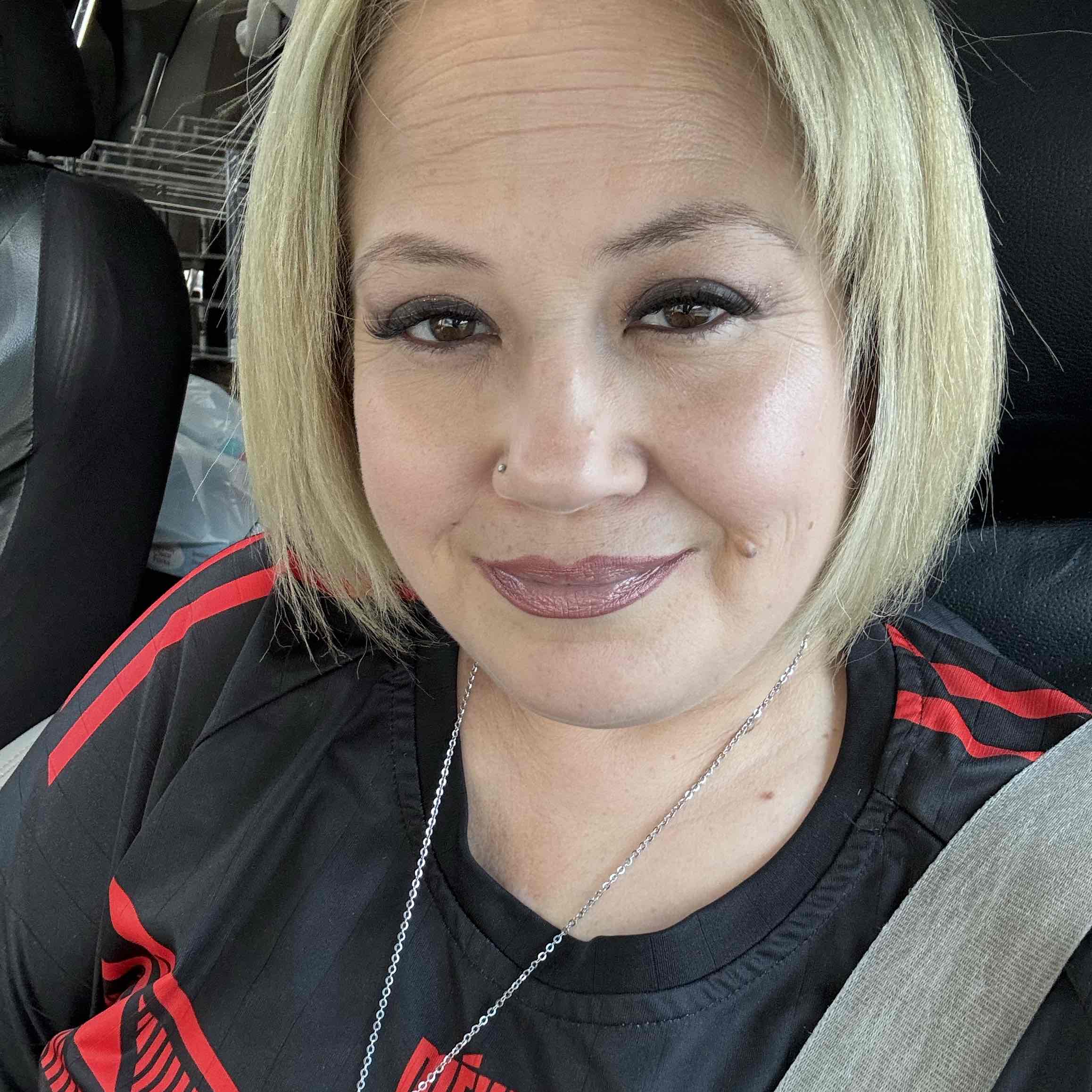 Throne | Angie | My Wishlist