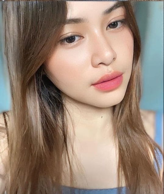 Throne | Vanessa | My Wishlist