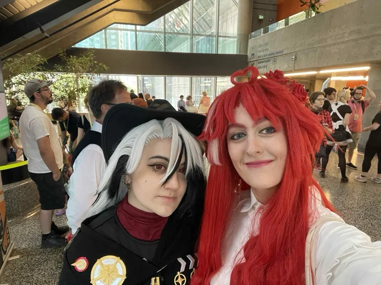 Throne | Gravity💕💫 | My Wishlist