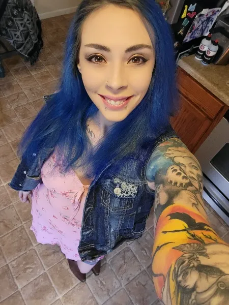 Throne | Jade Stoner | My Wishlist