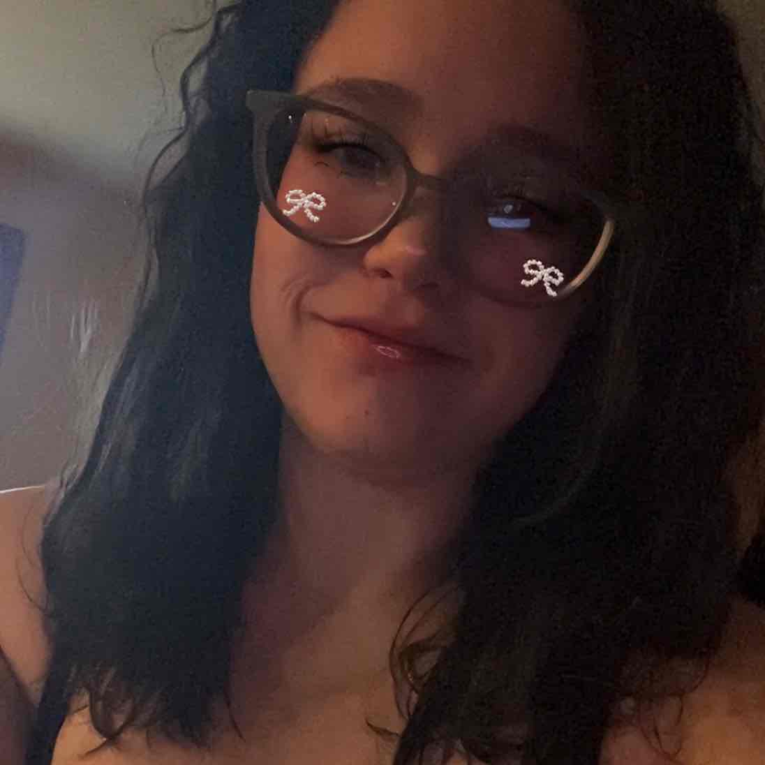 Cece - Wishlist | Throne