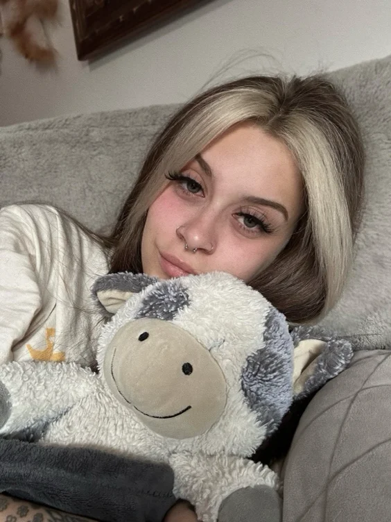 Throne | Sara maeve | My Wishlist