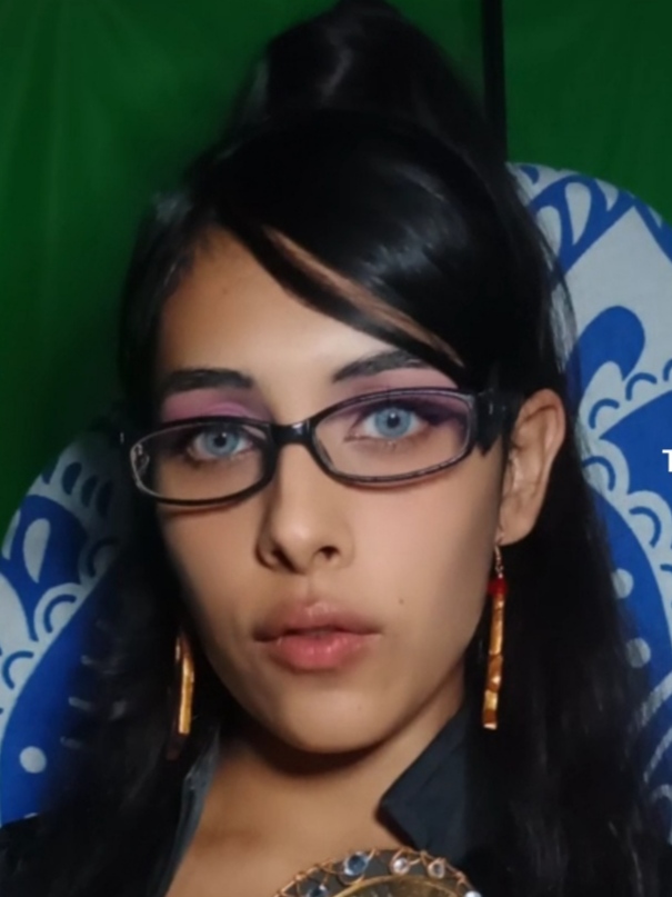 Throne | Pam | My Wishlist