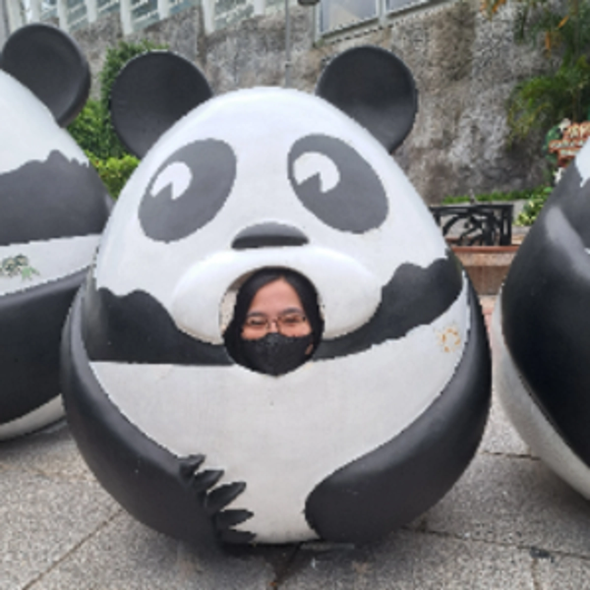 Throne | Devi Cadaeg | My Wishlist