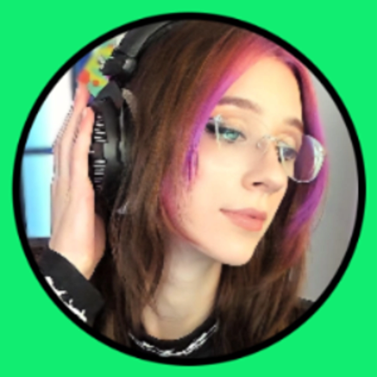 Throne | Nezba | Wishlist