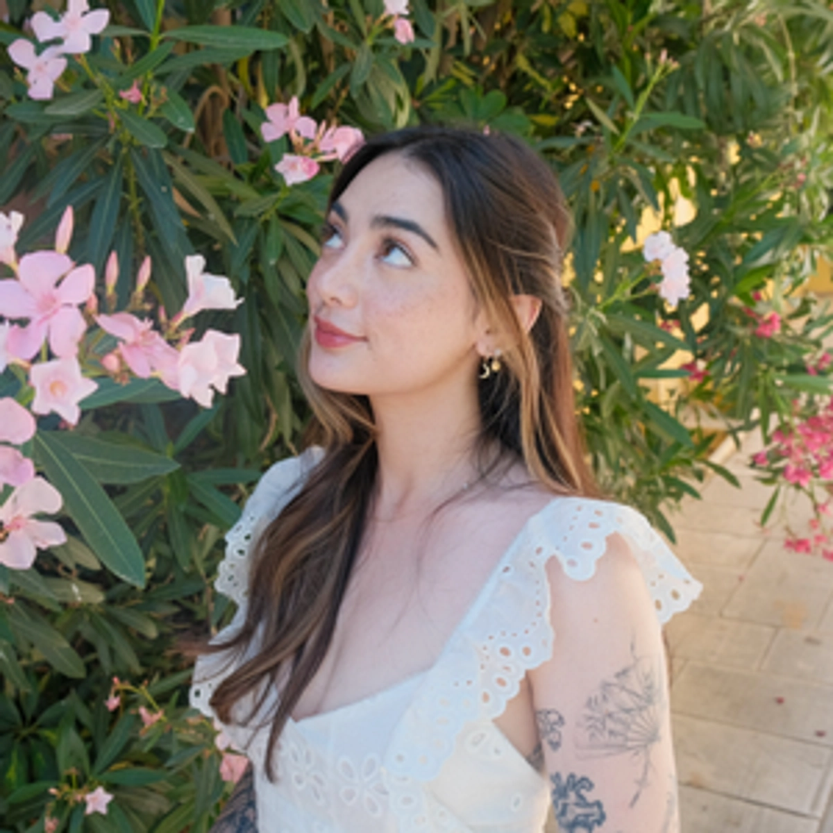 Throne | Alyska | My Wishlist