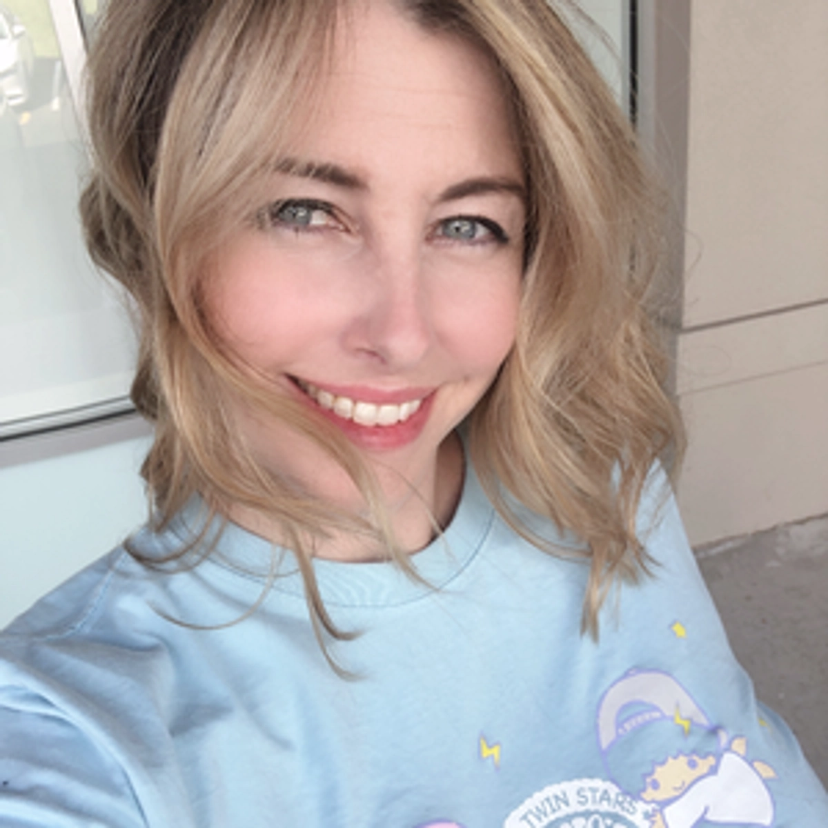 Throne | Karen | Wishlist