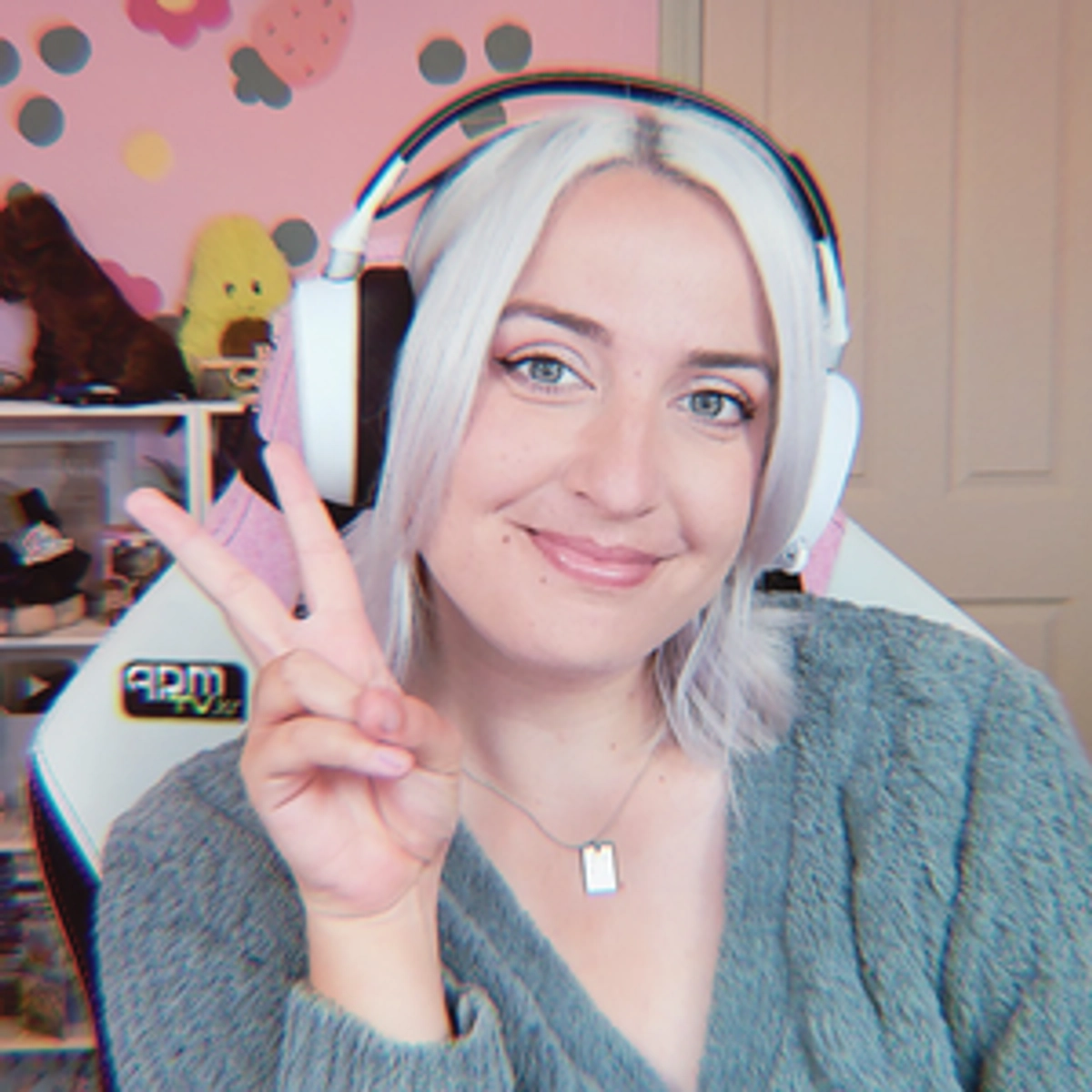 Throne | Plumbella | My Wishlist