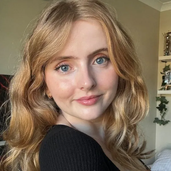 Throne | Krystal | My Wishlist