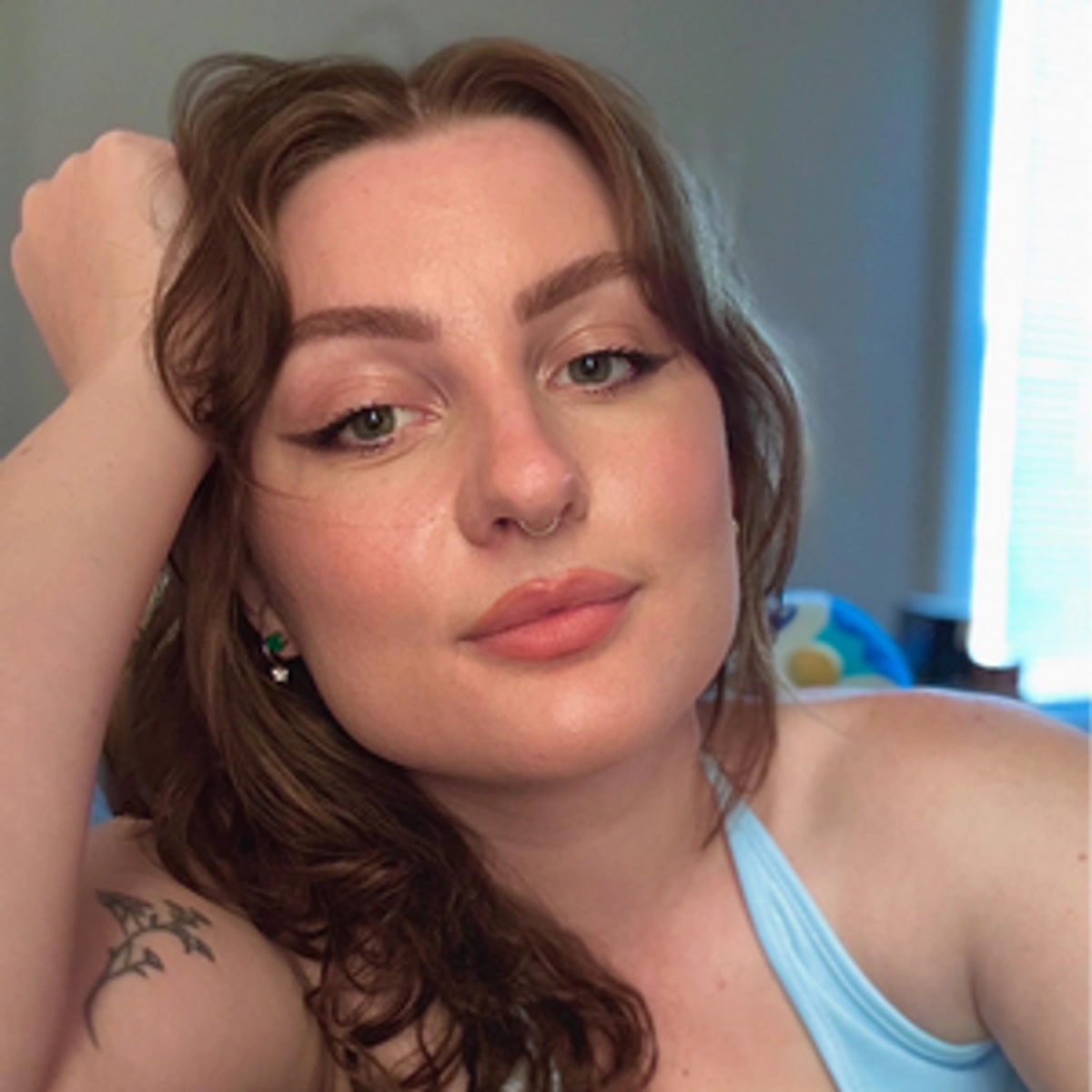 Throne | Pluto | Storefront