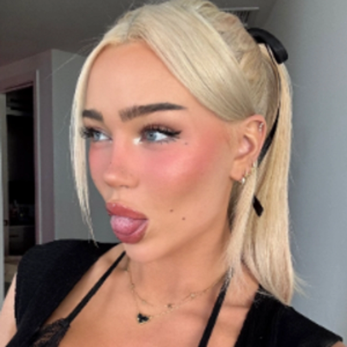 Throne | Viper Deme | Gifters