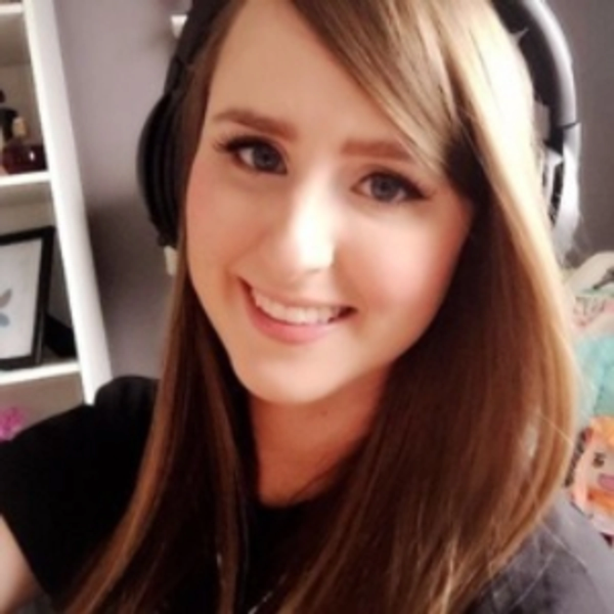 Throne | Misskyliee | Storefront