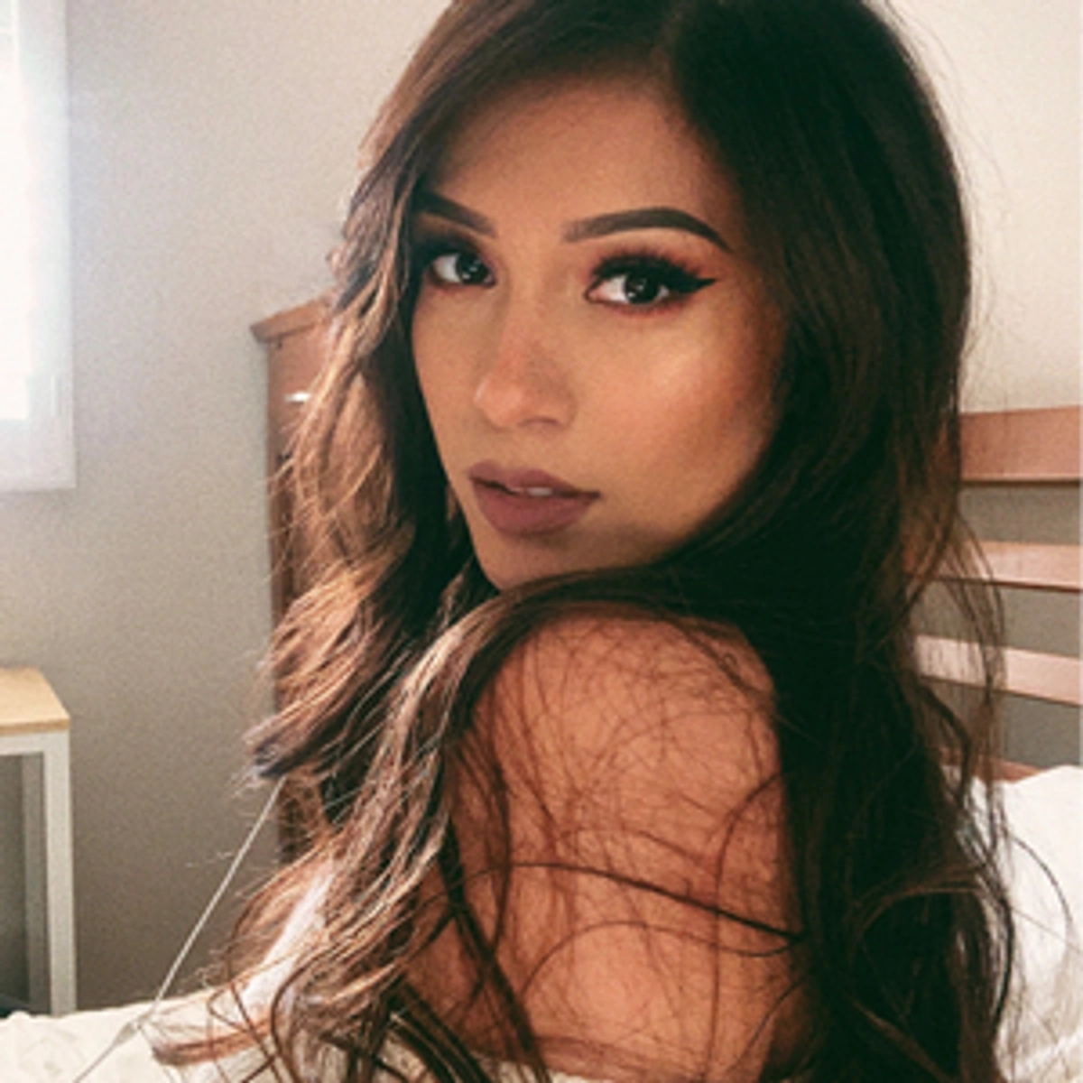 Throne | Itsizziman | Wishlist