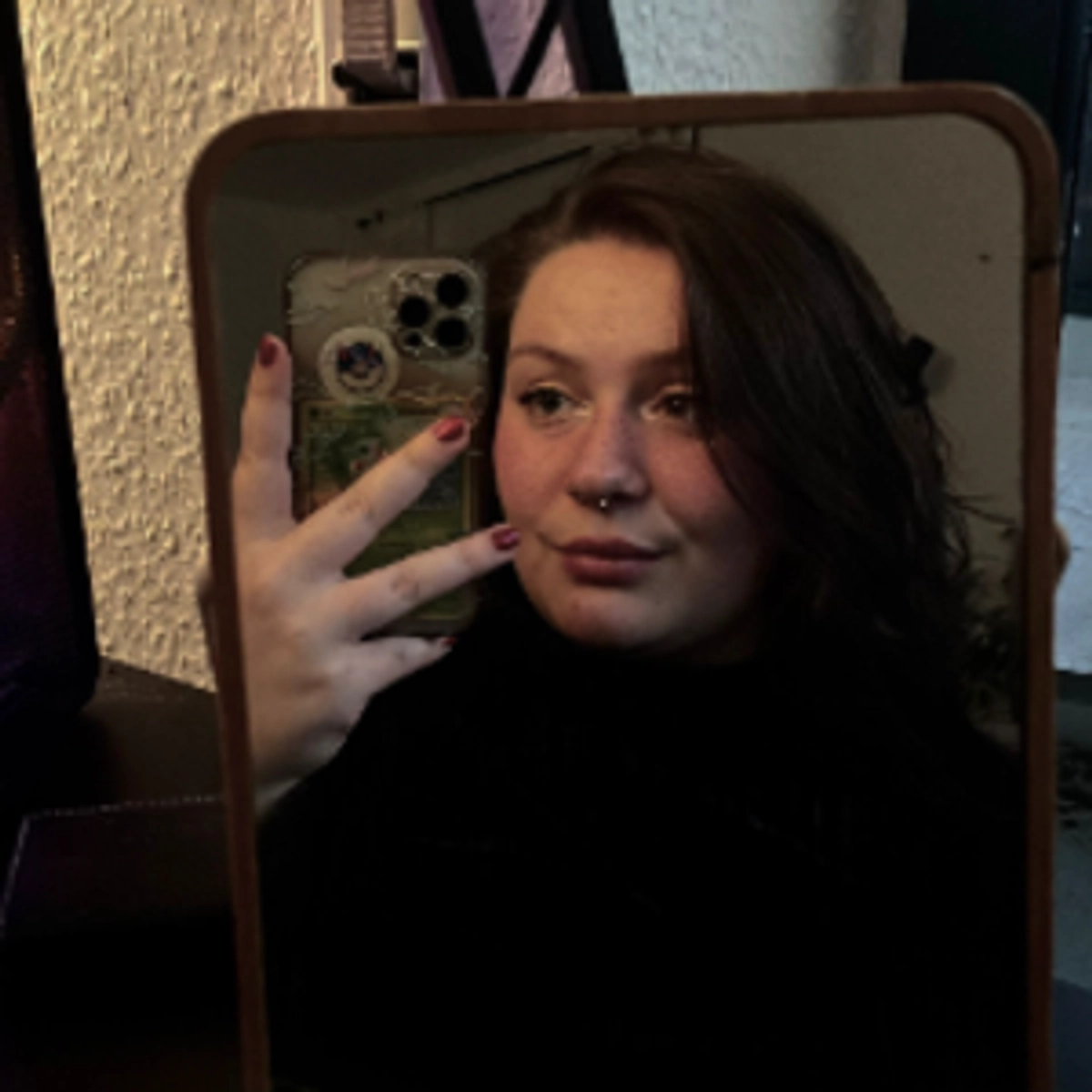 Throne | Emma | My Wishlist