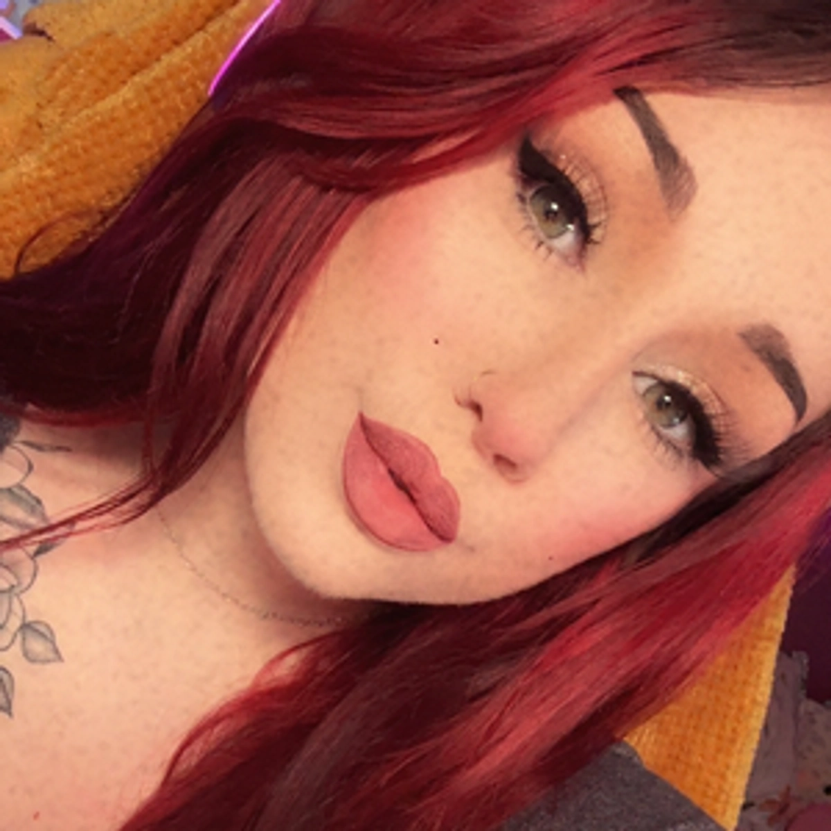 Throne | MadamSlips | Storefront