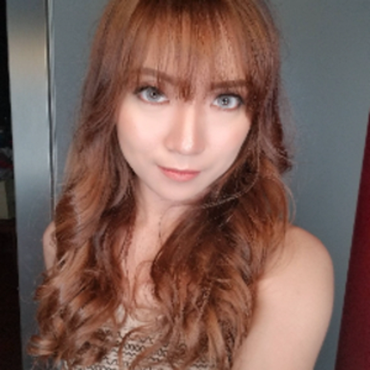 Throne | Rindochiii | Surprise Gifts