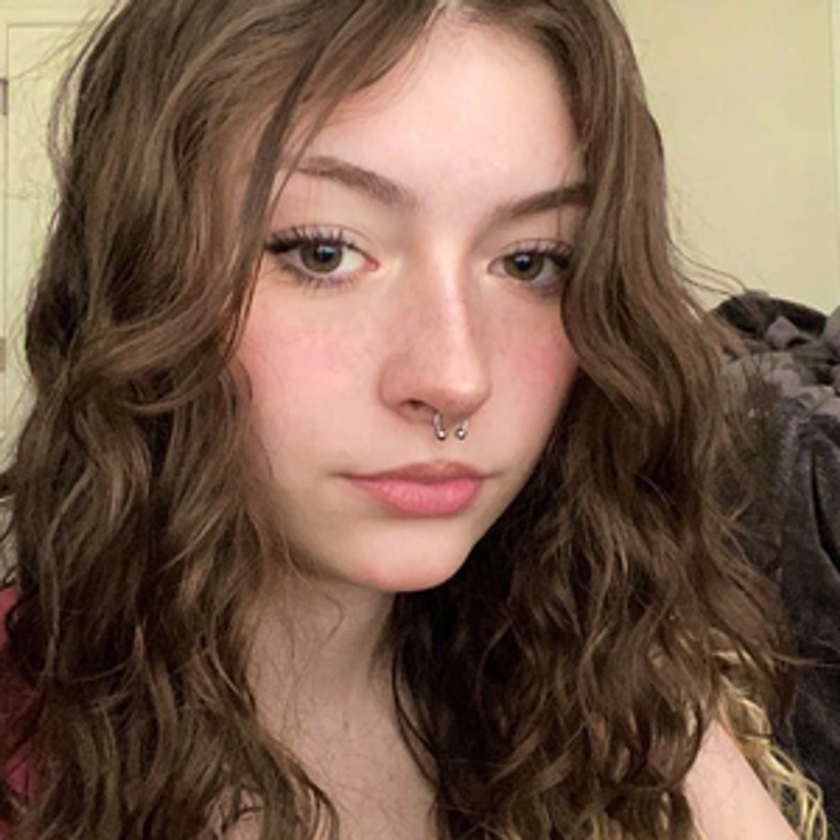 Throne | Ripnevv | My Wishlist