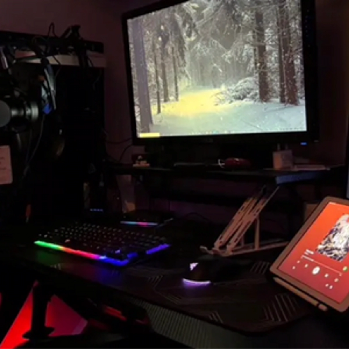 Throne | Top gaming and Tech | Setup