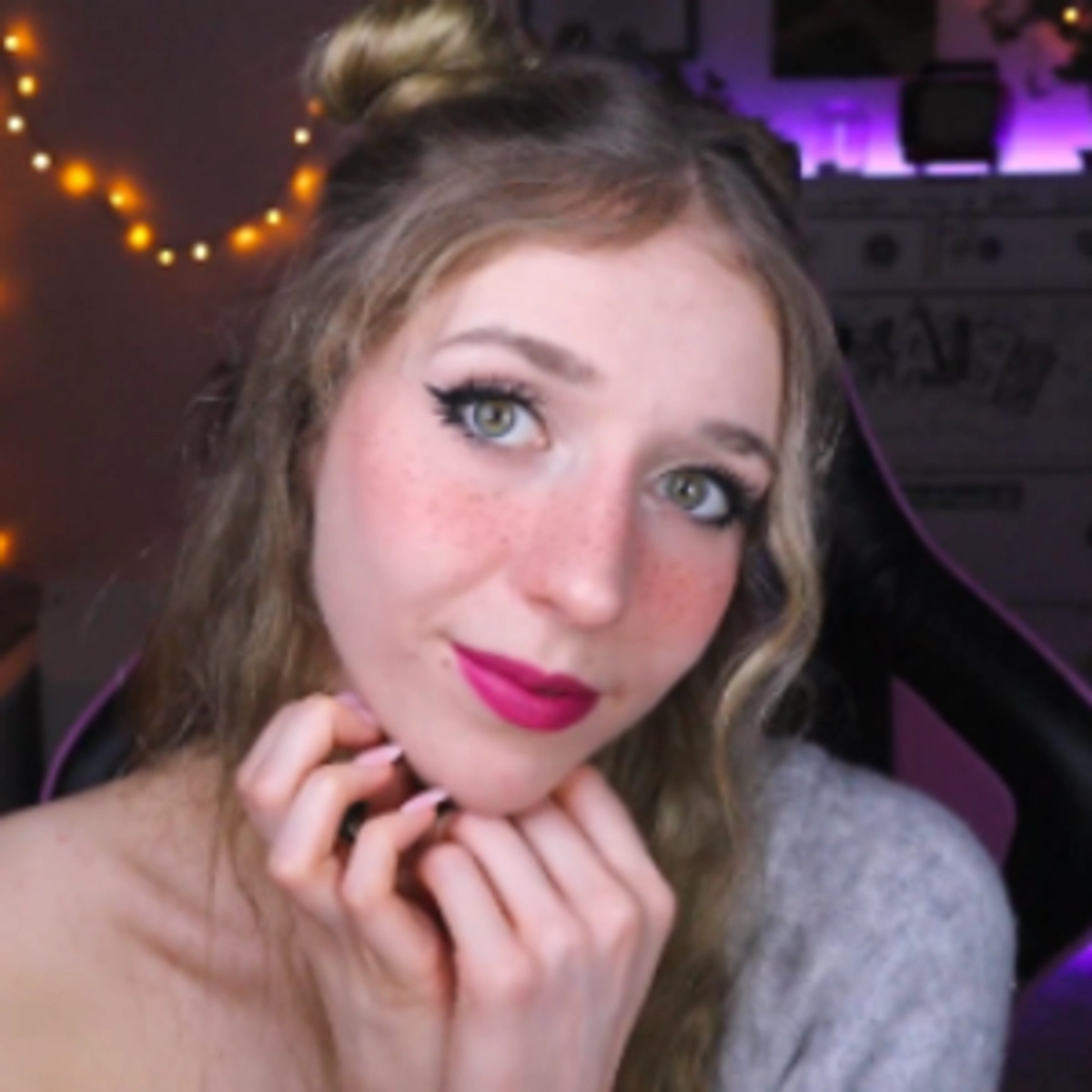 Throne Sally asmr Wishlist throne-sally-asmr-wishlist