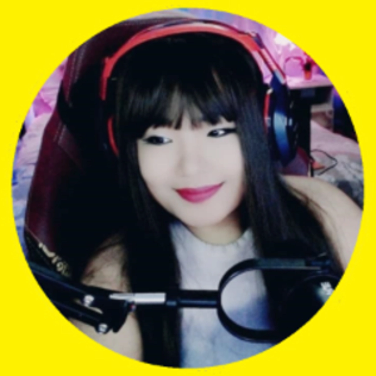 Throne | Mhissnabi | Surprise Gifts