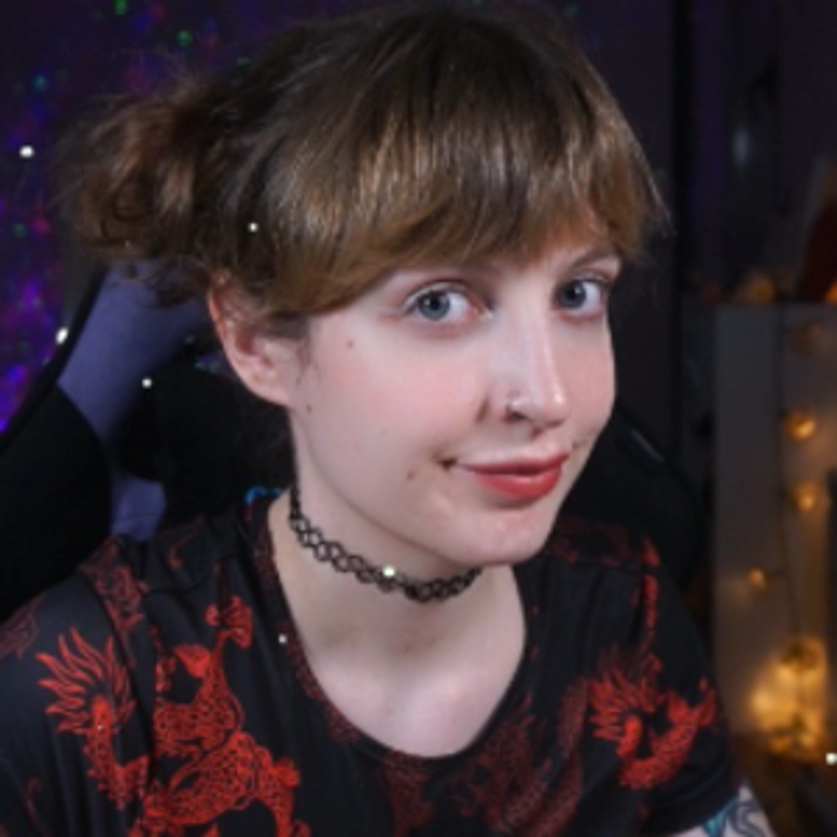 Throne | Hakkune | Wishlist