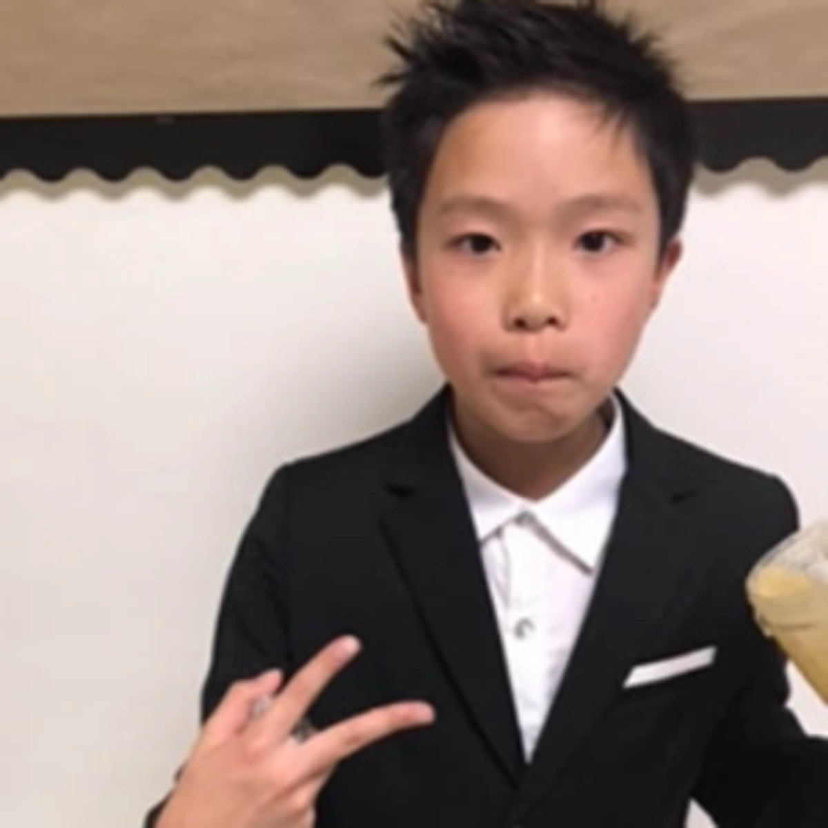 Throne | Koriumm | Gaming Setup