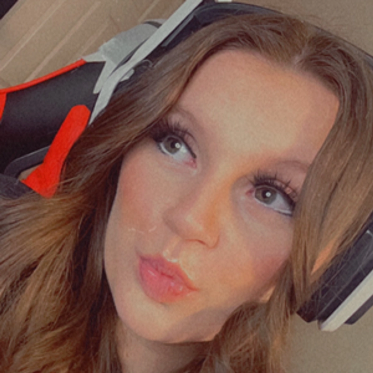 Throne | SeaNomad69 | Gifters