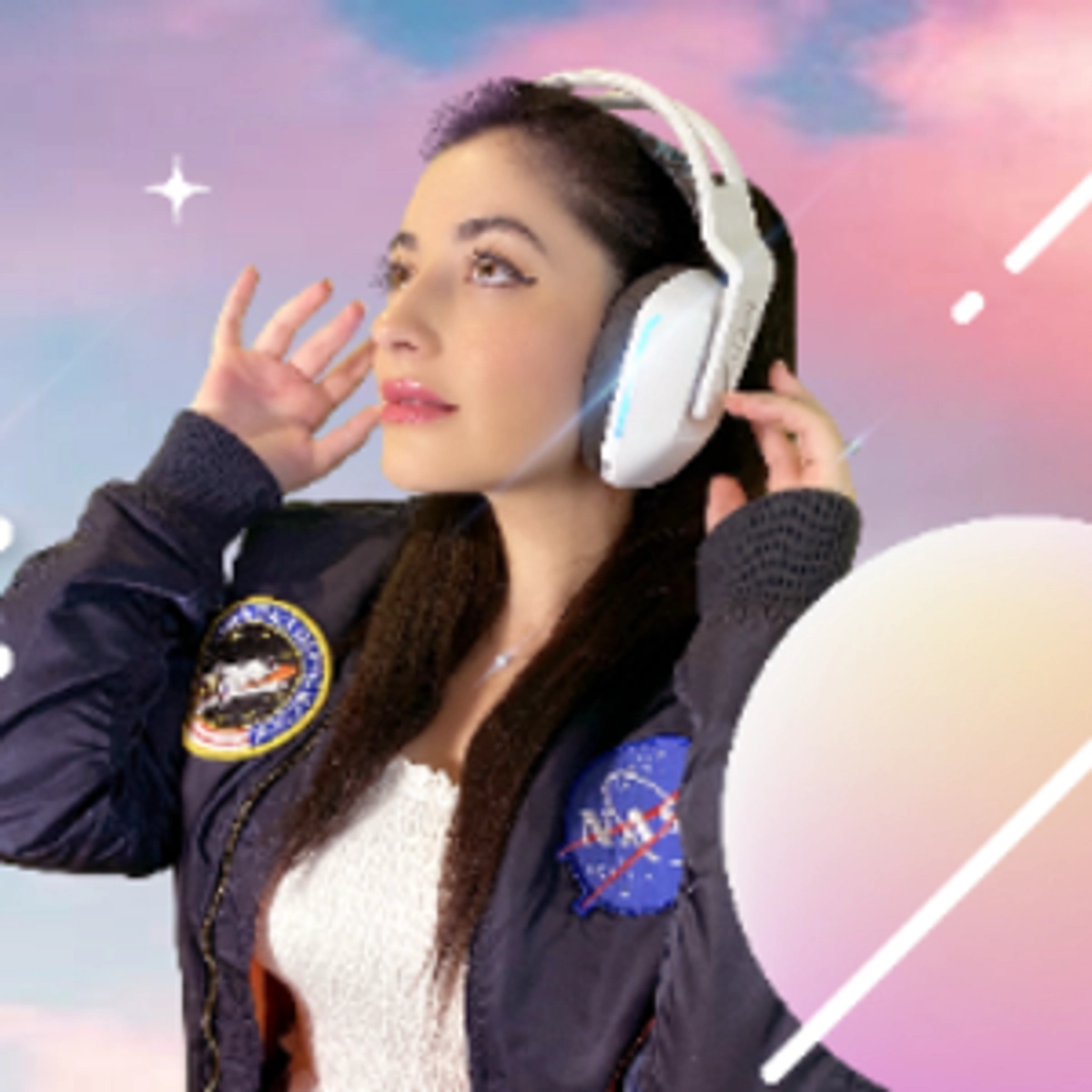 Throne | Venusisnaive | My Wishlist